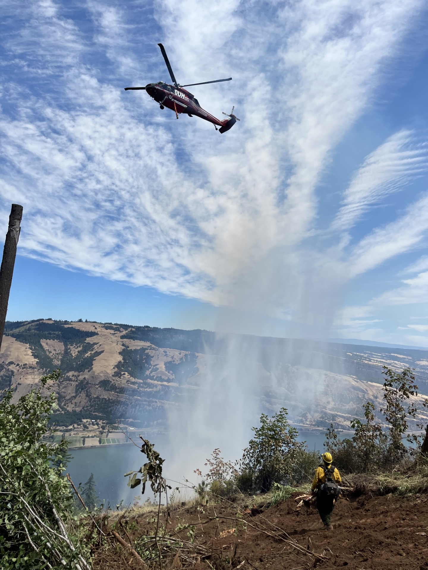 Structure threats decrease on Microwave Tower Fire, OSFM task forces ...